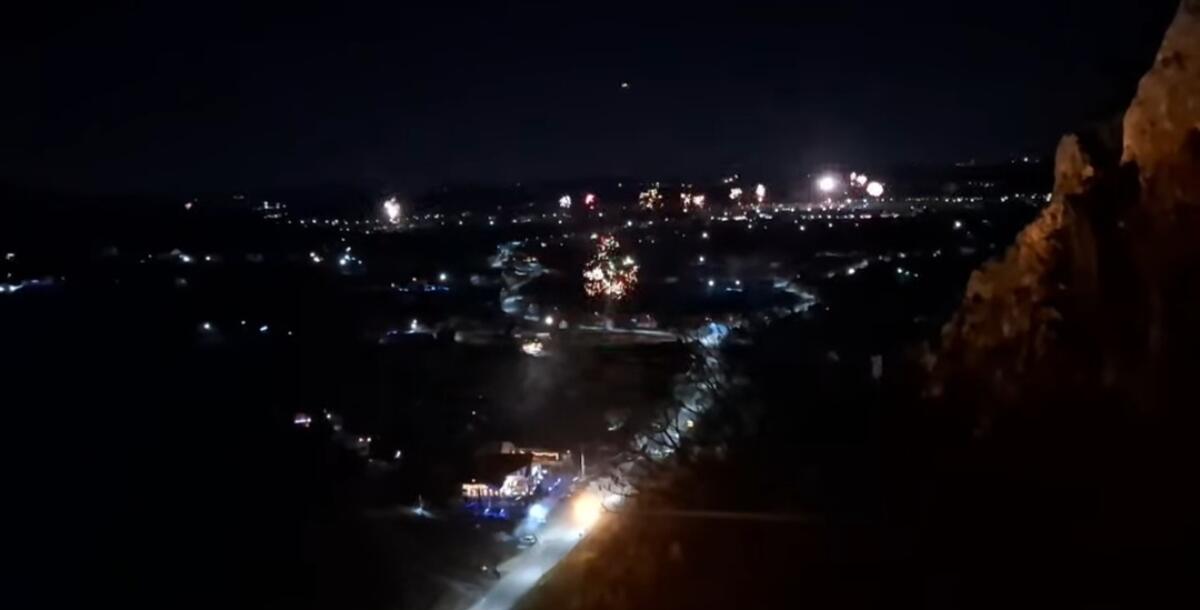 Noaptea dintre ani, în grotă